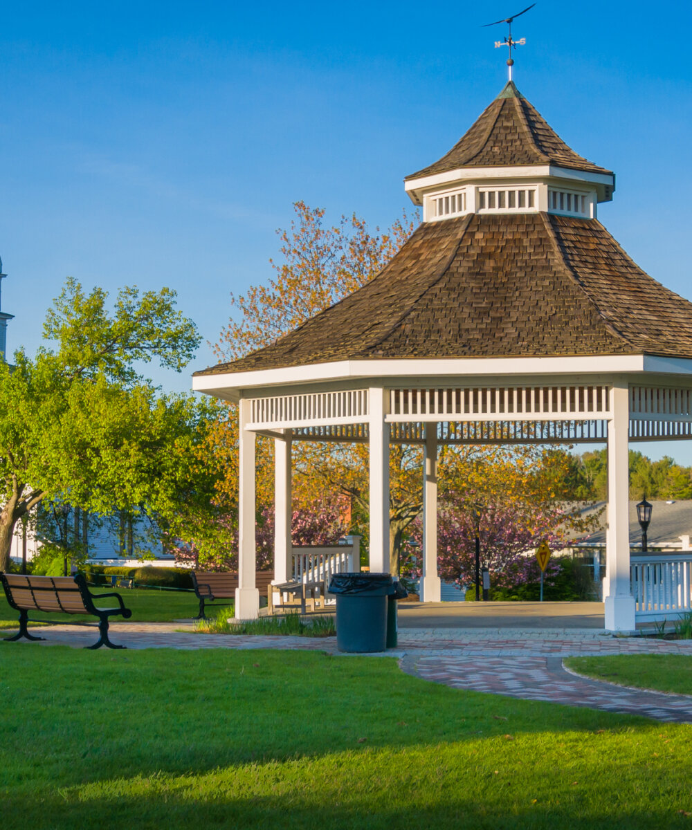 Park Square Gazebo - The Law Offices of Ian Wallach